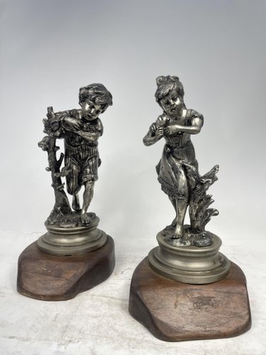 Statues of Children Playing, 1920s, Metal, Set of 2 for sale at Pamono