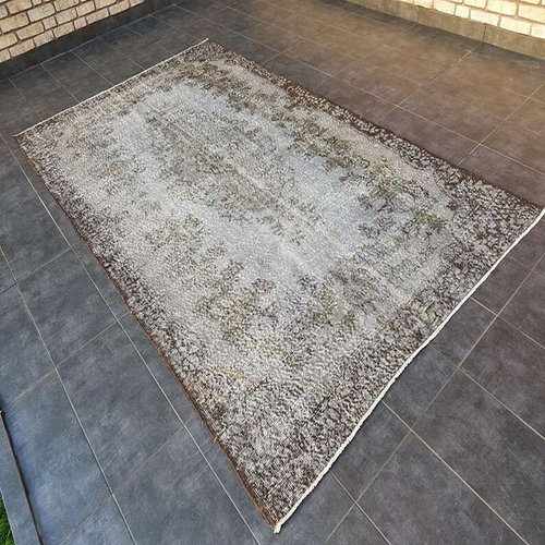 Turkish Gray Rug, 1960 for sale at Pamono