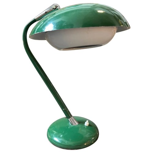 Mid-Century Modern Green Painted Metal Table Lamp in the style of Gio ...