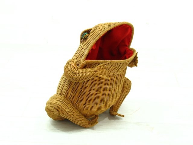 Vintage Rattan Frog Magazine Holder, 1970s for sale at Pamono