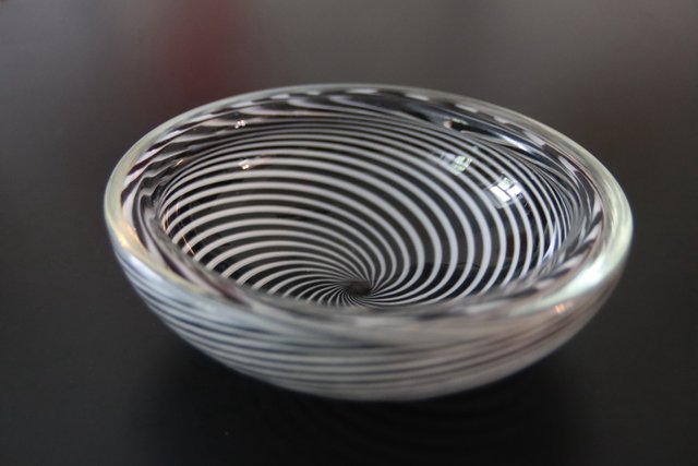 Italian Mezza Filigrana Bowl in Murano Glass, 1950s for sale at Pamono