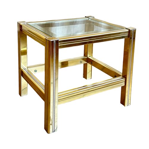 Mesa auxiliar Hollywood Regency angular de metal dorado con superficie ...