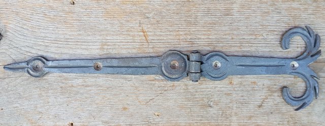 Large Antique Gothic Wrought Iron Door Hinge for sale at Pamono
