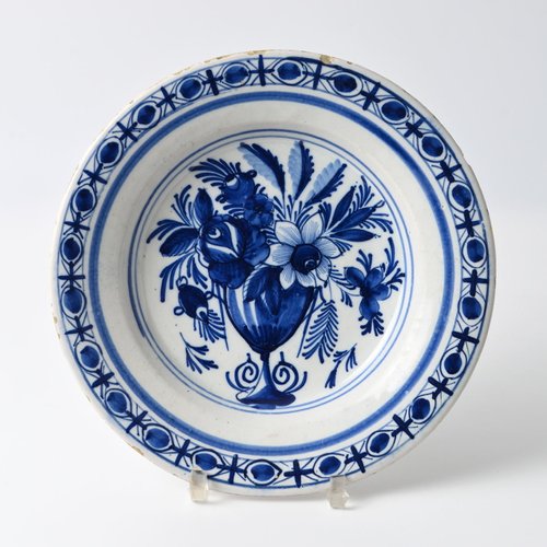 Antique Late 18th Century Dutch Delftware Plate, 1700s for sale at Pamono