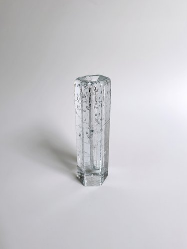 Vintage Solifleur Glass Block Vase from Pukeberg, Sweden, 1960s for sale at Pamono
