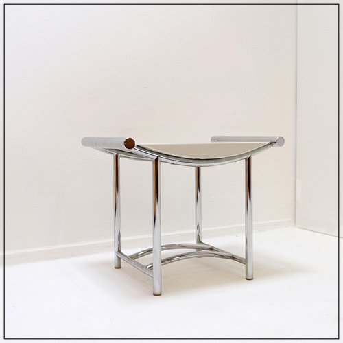 Tubular Chrome Side Table for sale at Pamono