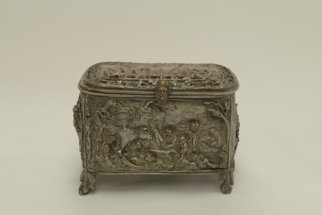 Silver-Plated Embossed Copper Box, Early 19th Century for sale at Pamono