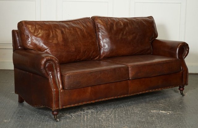 Vintage Halo Balmoral Braunes Leder 2 bis 3 Sitzer Sofa von Timothy Oulton