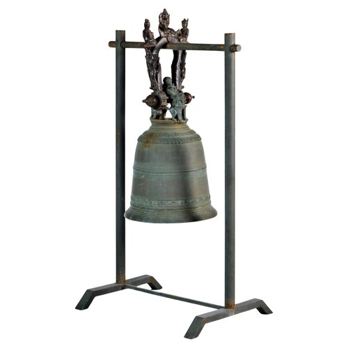 Second Half of the 19th Century Japanese Temple Bell (Bonshô) for sale ...