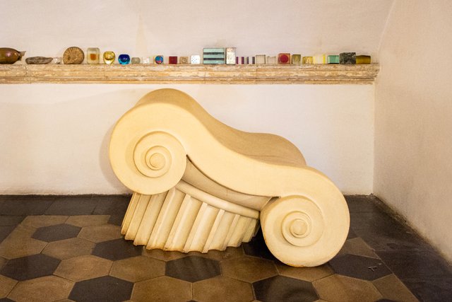 Capitello Armchair by Studio 65 for Gufram Italia, 1985 Edition, 1980s ...