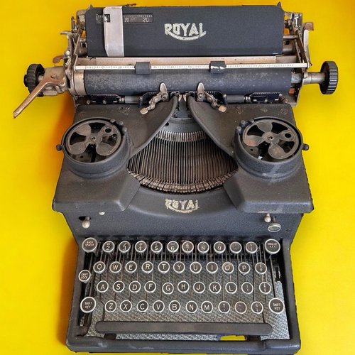 Machine à Écrire Mécanique Royal Antique, 1930s en vente sur Pamono