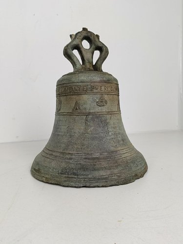 Antique Church Bell, 1679 for sale at Pamono