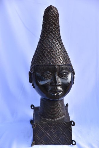 Ife Bini / Edo Artist, Head of Queen Mother, Pre-1800, Bronze for sale ...