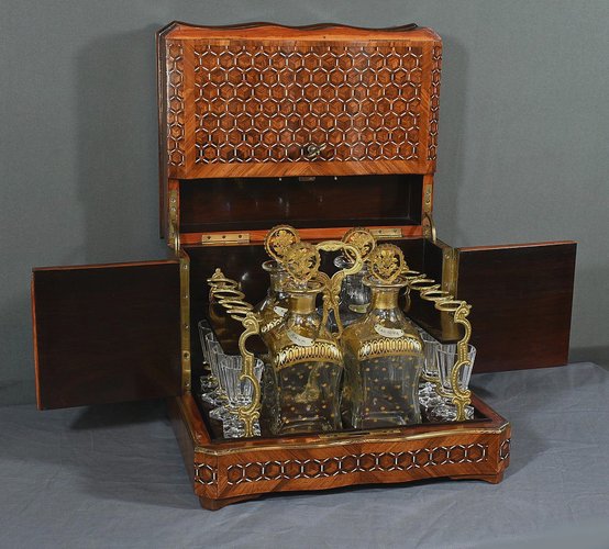 Mid-19th Century Napoleon III Marquetry Liqueur Cellar for sale at Pamono