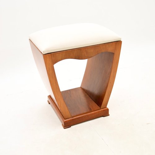 Art Deco Hocker aus Nussholz, 1920er bei Pamono kaufen