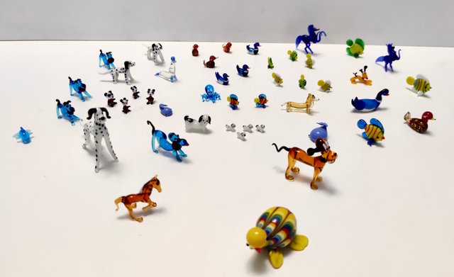 Animali in miniatura in vetro di Murano, anni '60, set di 47 in vendita ...