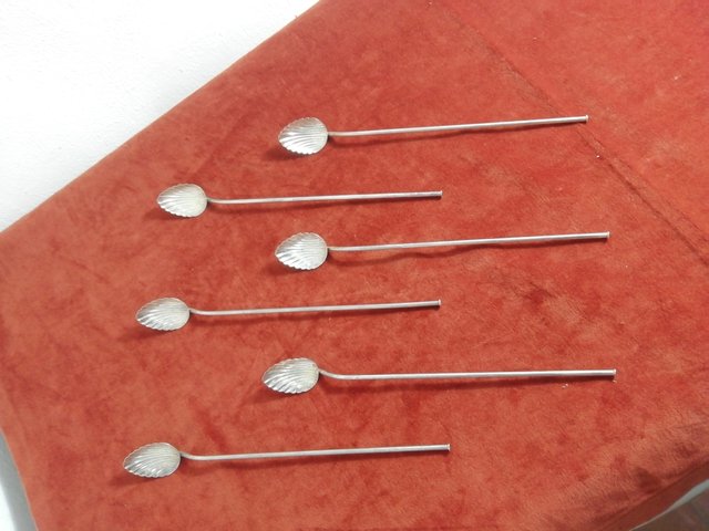 Italian Art Deco Spoons with Straw, 1940s, Set of 6 for sale at Pamono