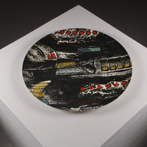 Victor Plate in Hand-Painted Metal, 1970s for sale at Pamono
