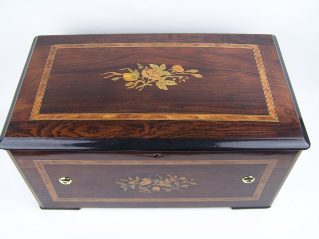 4-Tune Automatic Music Box for sale at Pamono