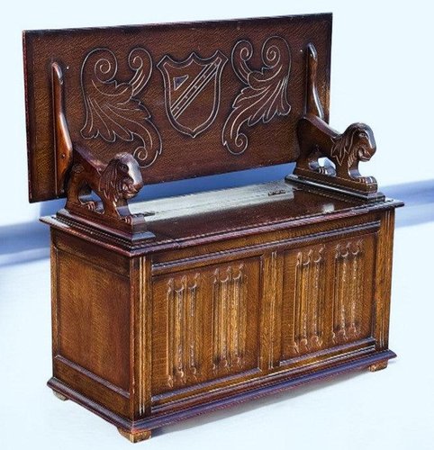 Oak Monks Hall Bench with Carved Lions &n Heraldic Crest for sale at Pamono