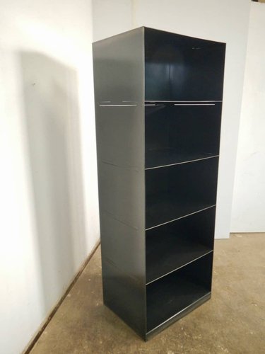 Black Iron Shelves, 1980s for sale at Pamono