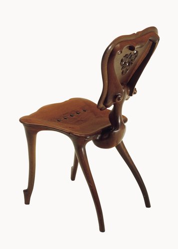 Calvet Chair in Oak by Antoni Gaudí for BD Barcelona for sale at Pamono