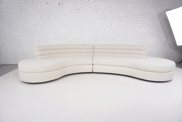 Canapé Ben Curved en Tissu Beige par Henri Paris en vente sur Pamono