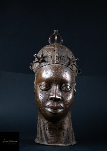 Ife Bini / Edo Artist, Head of Queen Mother, Pre-1800, Bronze for sale ...