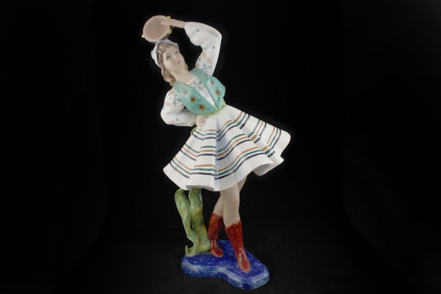 Ceramic Figure of a Dancing Girl from Le Bertetti, 1940s for sale at Pamono