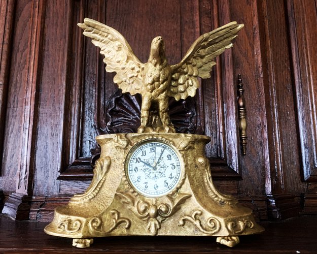 Brass Eagle Mantel Clock, 1920s for sale at Pamono