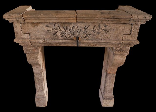 Early 20th Century French Carved Limestone Fireplace with Laurel ...