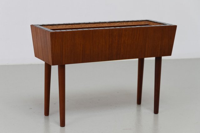 Mid-Century Modern Danish Teak Planter, 1960s for sale at Pamono