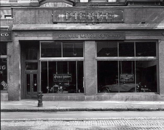 Pierce Arrow, Car Dealers Shop Window, 1925, Paper for sale at Pamono