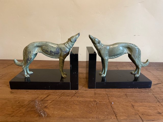 Vintage French Greyhound Bookends, 1930, Set of 2 for sale at Pamono