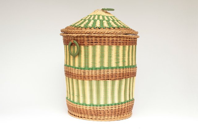 Vintage German Wicker Basket with Lid, 1950s for sale at Pamono
