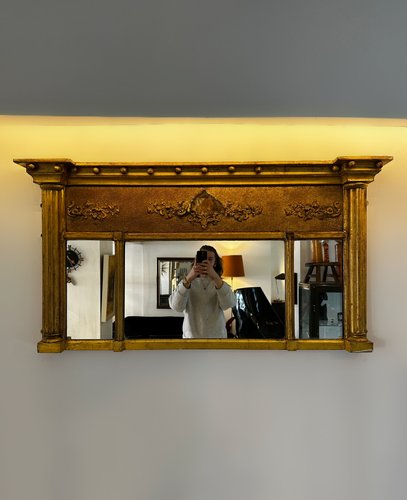 Espejo de repisa tríptico Ormolu pre-Regency dorado, 1790 en venta en ...