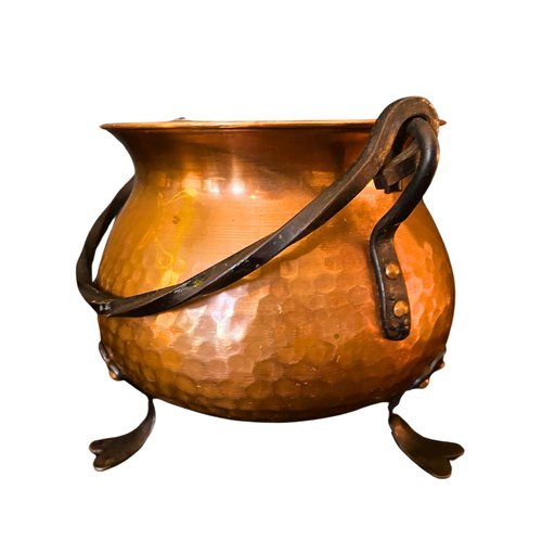 French Cauldron in Hammered Copper, Circa 1910 for sale at Pamono