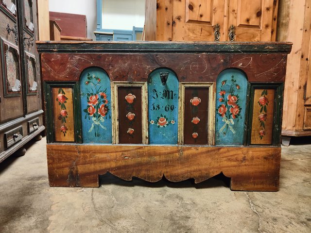 Tyrolean Chest 1869 for sale at Pamono