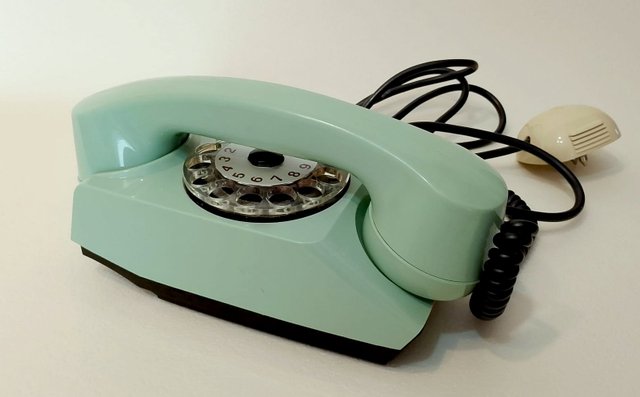 Mid-Century Modern Telephone from Safnat Milano, 1970s for sale at Pamono