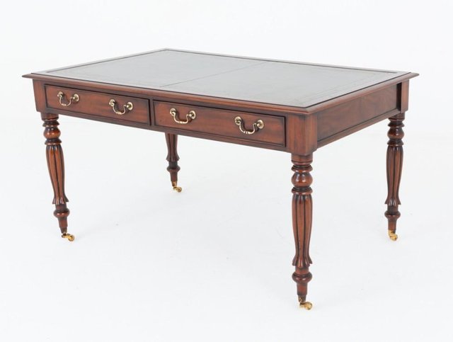 Antique Victorian Writing Desk in Mahogany, 1870s for sale at Pamono