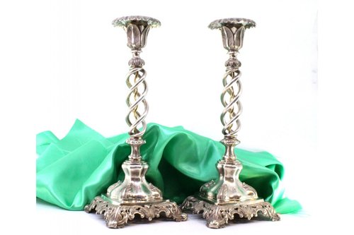 Candlesticks in Cut-Out Silver, Set of 2 for sale at Pamono