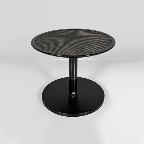 Italian Modern Iron Round Coffee Table by Forme e Funzioni for Airon ...