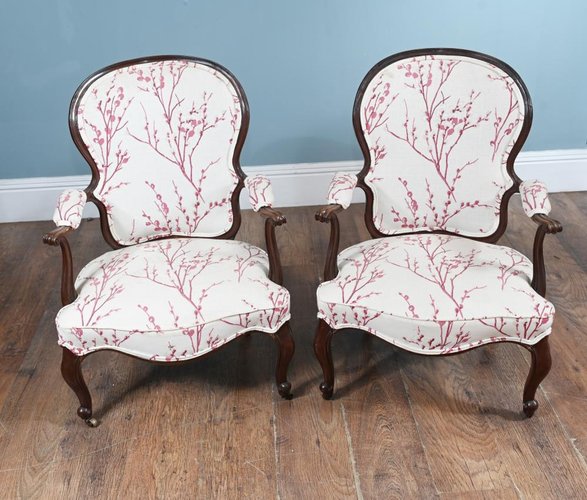 Victorian Parlour Chairs Salon Seats, 1930s, Set of 2 for sale at Pamono