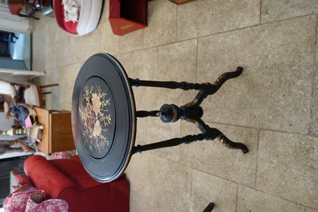 Napoleon III Tripod Stand for sale at Pamono