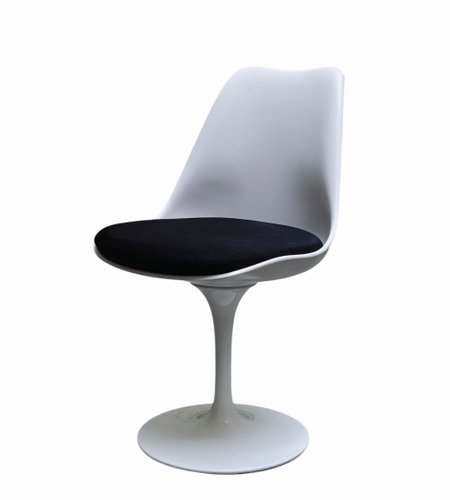 Mid-Century Modern White Tulip Base Dining Chair by Eero Saarinen ...