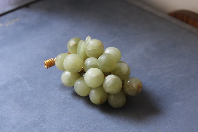 Stone Grape Cluster, 1980s for sale at Pamono