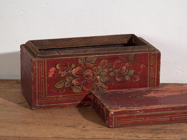 Antique Chinese Box with Hand-Painted Floral Motifs, 1900s for sale at ...