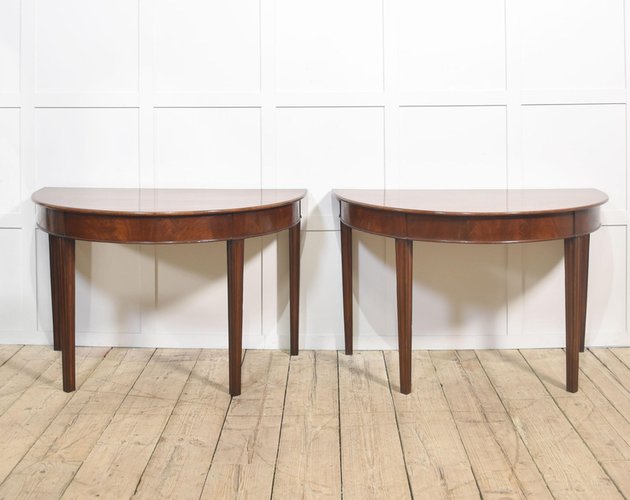 Mahogany Hall Tables, Set of 2 for sale at Pamono