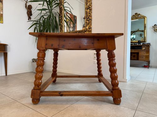 Swiss Pine Farmhouse Dining Table for sale at Pamono