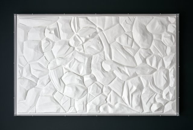 Manuel Ursprung, Mongolia, 2016, Scultura da parete in gesso in vendita su Pamono